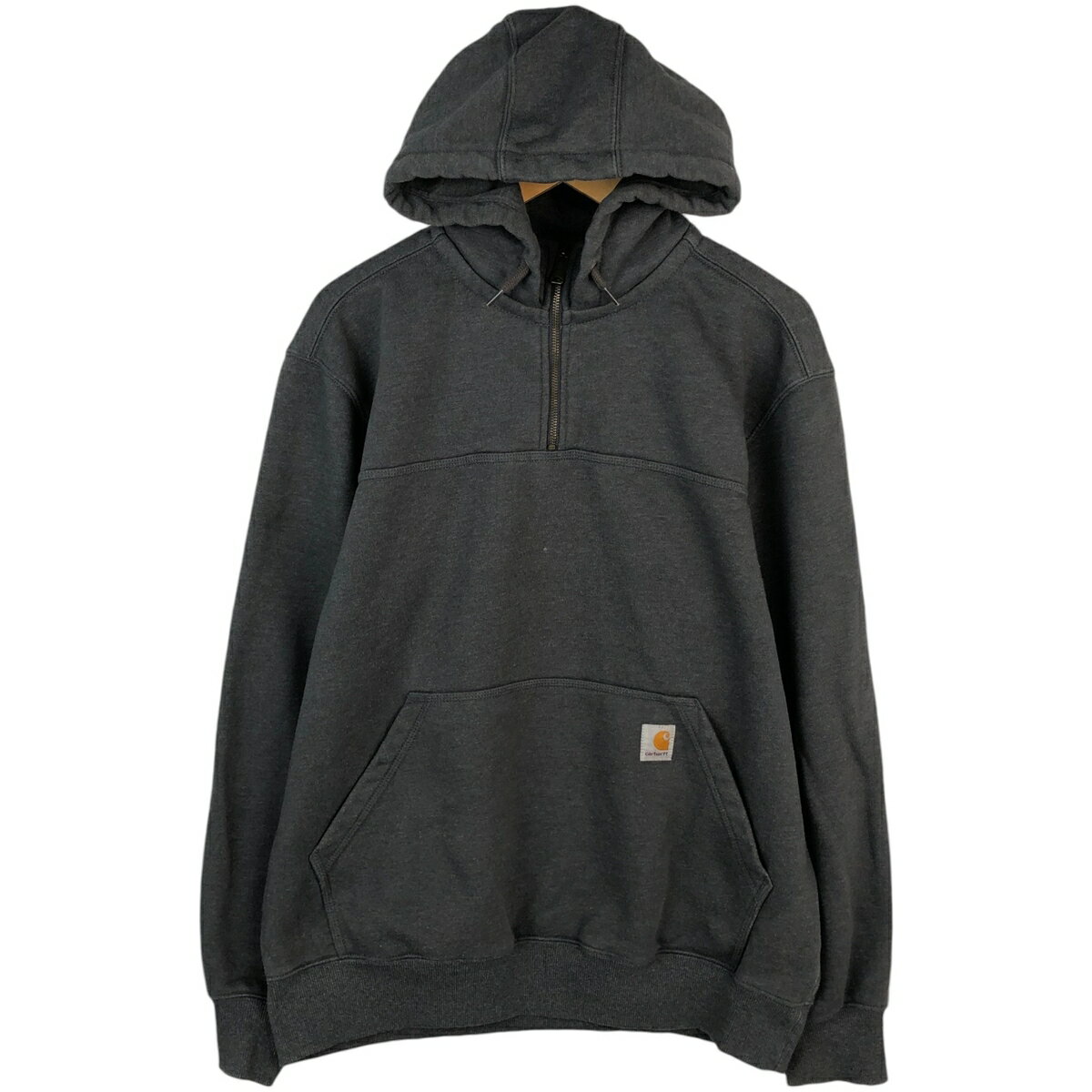 商品詳細 ブランド・Carhartt・カーハート・ 特徴・長袖・プルオーバー・ モデル/形状・Loose Fit・スウェットハーフジップパーカー・ 素材・コットン:55%・ポリエステル:45%・ 色・グレー系 灰色・ 柄・無地・ロゴパッチ・...