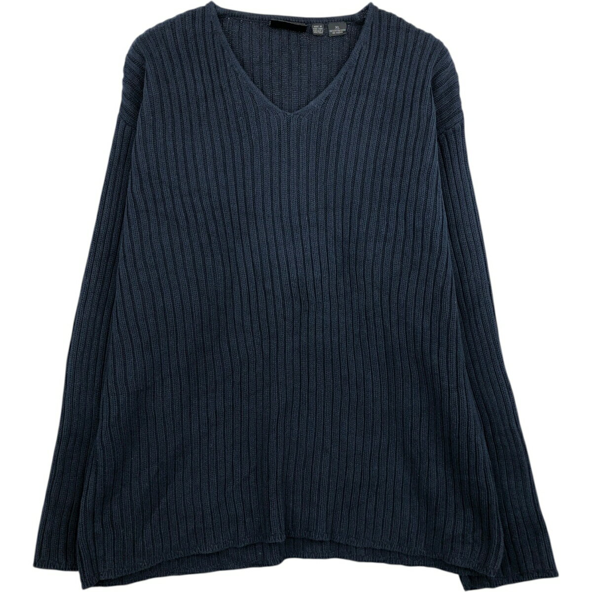 商品詳細 ブランド・DKNY・ダナキャランニューヨーク・ 特徴・Vネック・長袖・ヴィンテージ・ モデル/形状・Vネック コットンニットセーター・ 素材・コットン:100%・ 色・ネイビー系 紺色・ 柄・無地・ 生産国・香港製・ 年代・90年...