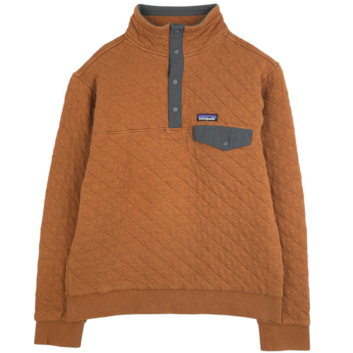 商品詳細 ブランド・Patagonia・パタゴニア・ 特徴・ハーフスナップ・長袖・19年製・ モデル/形状・ORGANIC COTTON オーガニックコットン キルトスナップT 25371FA18・スウェットシャツ トレーナー・ 素材・コッ...