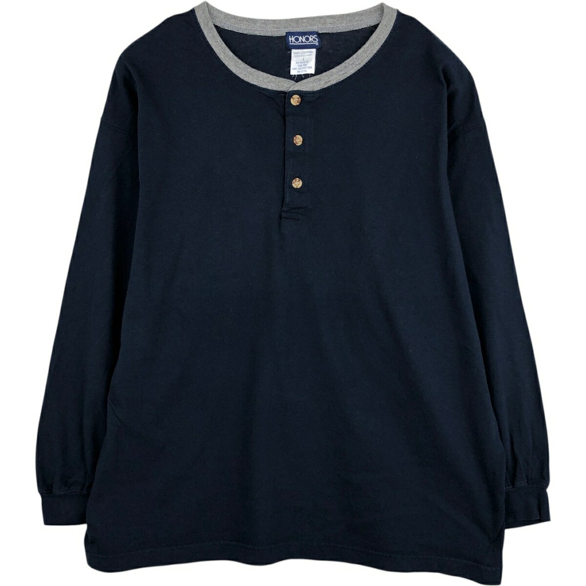 商品詳細 ブランド・HONORS・ 特徴・ヘンリーネック・長袖・ モデル/形状・ロングTシャツ ロンT・ 素材・コットン:100%・ 色・ネイビー系 紺色・ 柄・無地・ 生産国・エクアドル製・ 年代・90年代・ サイズ・表記サイズ:L・着丈...