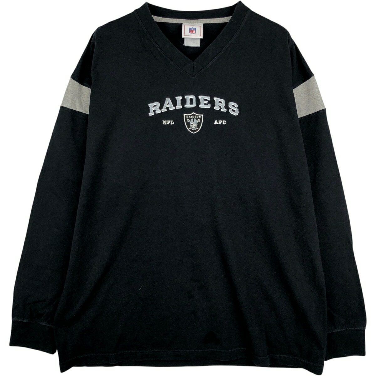商品詳細 ブランド・UNKNOWN・ 特徴・Vネック・長袖・ モデル/形状・NFL LAS VEGAS RAIDERS ラスベガスレイダース・ロングTシャツ ロンT・ 素材・不明・ 色・ブラック系 黒色・ 柄・刺繍・ライン入り・ 生産国・不...