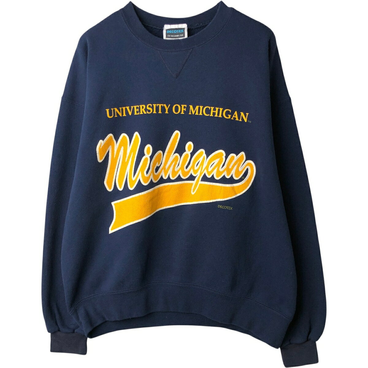 商品詳細 ブランド・DECOTEX・ 特徴・クルーネック(丸首)・長袖・ヴィンテージ・前Vガゼット・MICHIGAN ミシガン大学・ モデル/形状・DESIGNWEAR・カレッジスウェットシャツ トレーナー・ 素材・コットン:50%・ポリエ...