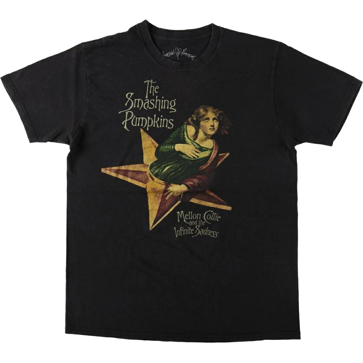 商品詳細 ブランド・UNKNOWN・ 特徴・クルーネック(丸首)・半袖・ロック・ モデル/形状・THE SMASHING PUMPKINS スマッシングパンプキンズ・バンドTシャツ バンT・ 素材・コットン:100%・ 色・ブラック系 黒色...