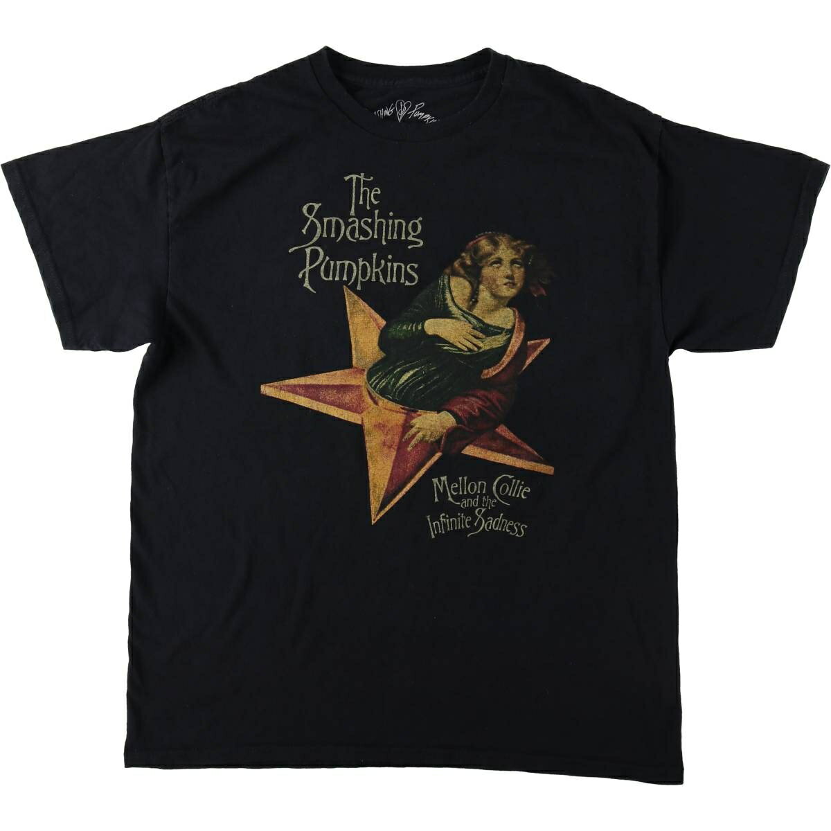 商品詳細 ブランド・UNKNOWN・ 特徴・クルーネック(丸首)・半袖・ロック・ モデル/形状・THE SMASHING PUMPKINS スマッシングパンプキンズ・バンドTシャツ バンT・ 素材・コットン:100%・ 色・ブラック系 黒色...