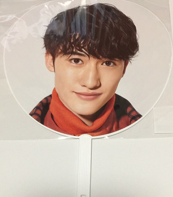 ☆ジャニーズ公式グッズ☆ 　　　　 　　 ☆ 　SEXY ZONE ☆　　　　　 商品名 　　　公式うちわ ◇人物名◇ 　　 ◎ 　 マリウス葉　 ◎ ◇状態◇ ・・大変綺麗な状態です 　　　&nbsp;&nbsp;&nbsp;&nbsp;...