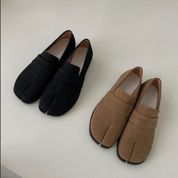 ● メーカー希望小売価格はメーカーカタログに基づいて掲載しています