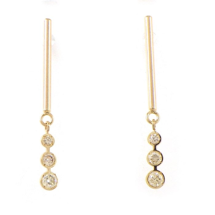 店頭価格：27,500円販売価格は店頭価格と異なる場合がございます。当サイトの価格は国内販売のみに適応されます。 商品詳細商品番号 250741 ブランド名 ノーブランド 商品名 【ダイヤモンド】 ピアス バー スウィング ドロップ ダイヤ...