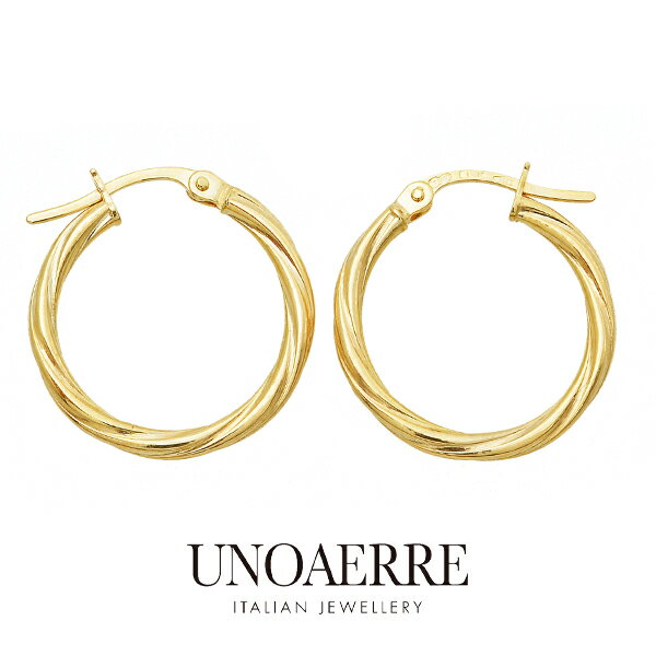 ブランドウノアエレカラーイエロー ゴールド生産国イタリア素材（貴金属）18金イエローゴールド ゴールド 750両耳用/片耳用両耳用形状（イヤリング・ピアス）フープサイズ縦長さ：約 20 mm 横長さ：約 18.5 mm 幅：約 2 mm付属...