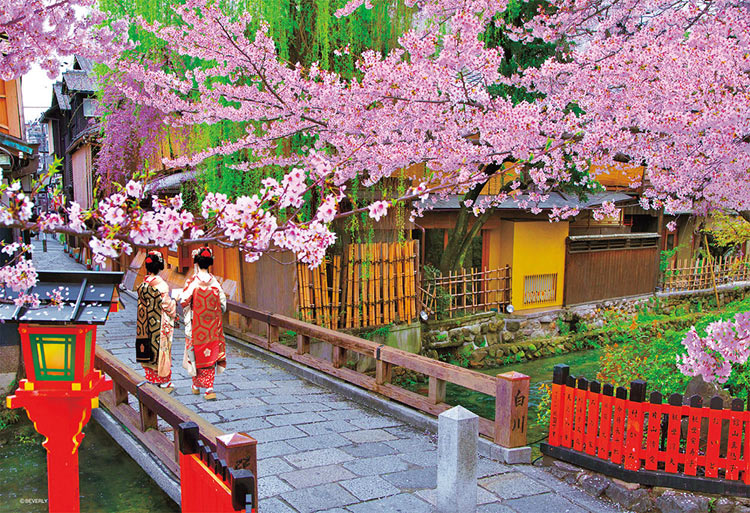 商品名桜咲く祇園 ピース数300 ピースサイズ通常ピースサイズ サイズ26×38cm 品 番BEV-300-182 メーカービバリー 商品説明ジグソーパズルで楽しめる全国屈指の桜の名所 お茶屋が軒を並べる京風情に彩りを添える満開の桜 （京都...