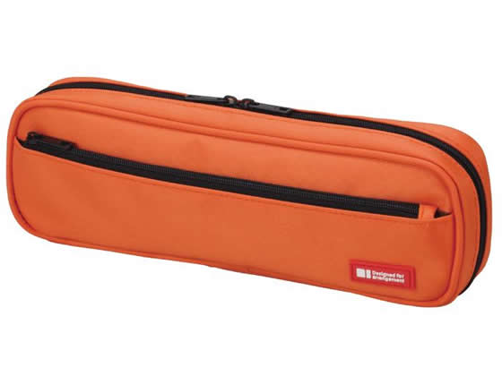 【仕様】面ファスナーで留められた仕切りを動かすことで内部の仕切りを2ウエイに。小物スペースを大きくとれ、ペンと分けて収納できます。仕切りを外せばスペースが広がり、横面に移動した仕切りに消しゴムが入ります。20cm定規や鉛筆が入るファスナー付...