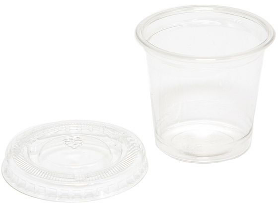 【商品説明】透明度の高い高品質PETカップです。耐油性・耐薬性に優れています。蓋付なので、ドレッシングや付け合せのデザート・カットフルーツ、ゼリー等の入れ物として最適です。食品衛生法規格基準適合商品です。【仕様】●サイズ：本体／口径45×高...