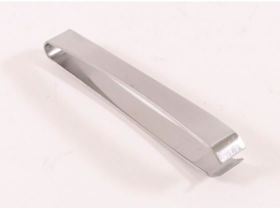 【商品説明】定番骨抜き【仕様】●サイズ：先幅13mm●材質：18−0ステンレス●生産地：燕三条【備考】※メーカーの都合により、パッケージ・仕様等は予告なく変更になる場合がございます。【検索用キーワード】オヤナギ正好製作所　おやなぎ　骨抜き　...