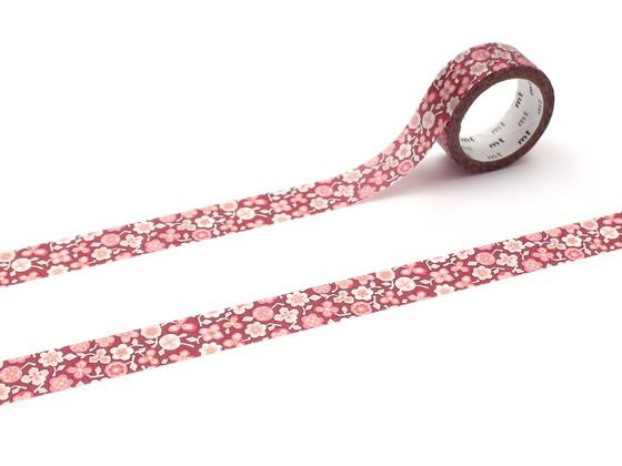 【商品説明】貼って剥がせるマスキングテープmt。手紙に貼ってみたり、ラッピングに使ってみたり、可能性は無限大。LIBERTY　リバティ　デザイン。【仕様】●テープサイズ：幅15mm×長さ5m●注文単位：1巻【備考】※メーカーの都合により、パ...