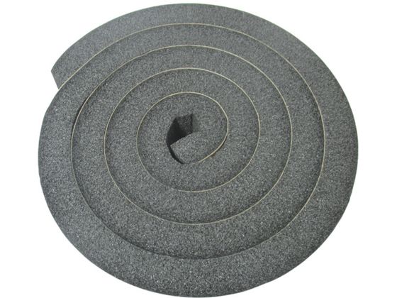 【商品説明】●汎用ゴムの中で最も耐久性・耐候性に優れたEPDM発泡体に粘着シートをつけた高機能シール材なので、長期にわたって安定した効果を発揮します。【仕様】●型番：686X20X50●色：ブラック　●幅（mm）：50　●長さ（m）：2　●...