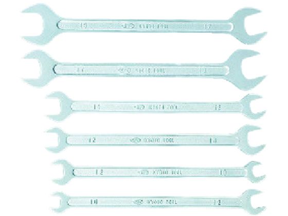 【商品説明】●ダブルナットの締緩作業や、すき間の狭い場所での作業に適しています。●厚み4mmで通常のスパナよりも薄くなっています。●同じ組み合わせのサイズで角度違いのものが各1本ずつ入っています。【仕様】●型番：S206●入数：1S●セット...