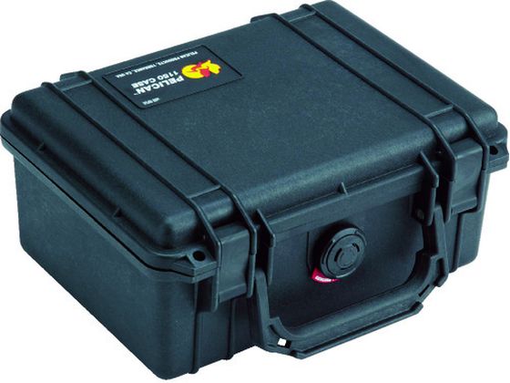 【商品説明】●各種精密機器などの安全な運搬、保管に。一眼レフカメラ、無線機、ビデオカメラなど、各種精密機器の安全な運搬・保管に。●ペリカンケースは高い気密性・防水性と耐衝撃性、耐圧性、防じん性を兼ね備えた、タフボディーのツールケースです。●...