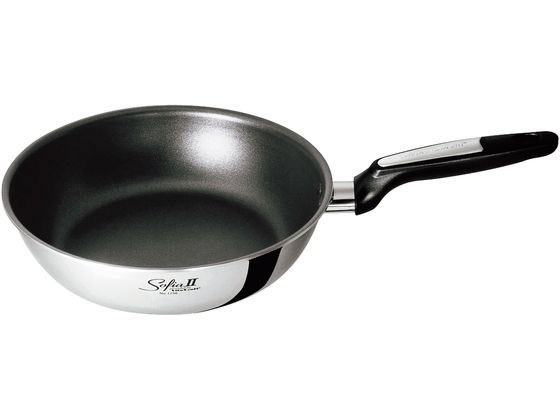 【商品説明】抜群の耐磨耗性を持つナヴァロン3コート（高密度3層フッ素樹脂コーティング）で焦げ付き防止。熱伝導に優れたステンレスとアルミの全面2層構造。200V電磁調理器は非常にパワーがある為、鍋の変形防止・安全面からボリュームは中以下で、鍋...