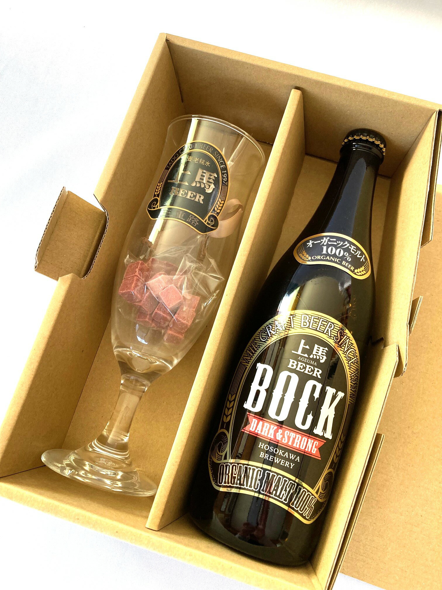 バレンタインギフトにおすすめ！麦芽100%のドイツスタイル本格ラガー＜ボック＞と上馬ロゴ入りグラスにプチチョコのパーソナルセット。 アルコール分6％ 原材料ドイツ産オーガニック麦芽、有機ホップ Beer Type濃色ストロングラガービール ...
