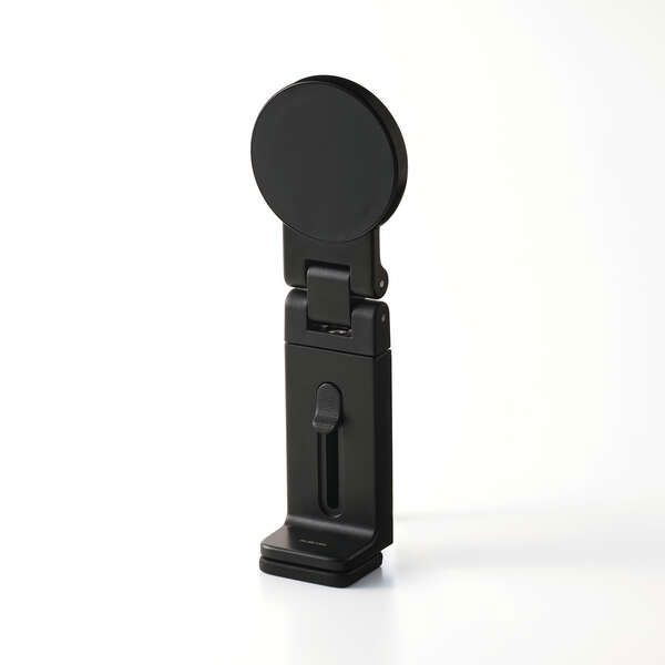 【返品種別A】□「返品種別」について詳しくはこちら□2025年08月 発売◆マグネットで簡単にスマホの着脱が可能！　クランプ式のスマホスタンドデスクなどの水平な天板に挟んで固定できるクランプ式で、スマートフォンを手に持たずにWebサイトや動...