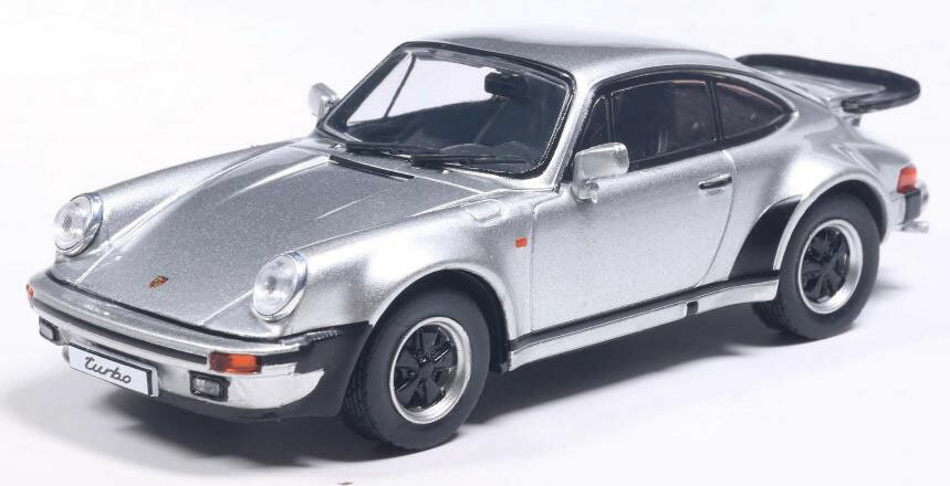 【返品種別B】□「返品種別」について詳しくはこちら□2025年12月 発売※画像はイメージです。実際の商品とは異なる場合がございます。【商品紹介】First43 1/43 ポルシェ 911 1977 シルバー です。世界中で愛され続けるポル...