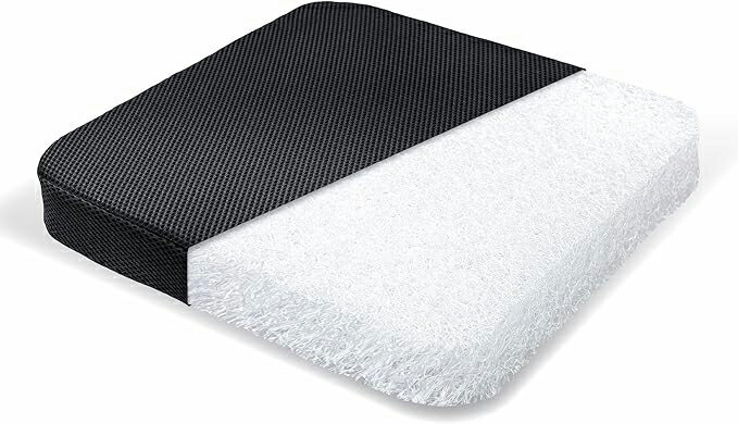 【返品種別A】□「返品種別」について詳しくはこちら□※画像は使用イメージです。◆まるで雲の上に浮いているような座り心地高通気+高弾力3D樹脂ファイバー素材のクッションです。◆特殊特許の2層構造で、(やわらか)と(しっかり)のリバーシブル仕様...