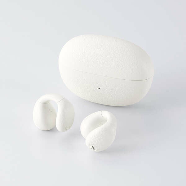【返品種別A】□「返品種別」について詳しくはこちら□■新製品■2025年12月 発売メーカー保証期間 1年◆イヤーカフ形状で周囲の音も聞こえる、オープンイヤー型の完全ワイヤレスイヤホンです◆耳をふさがない“ながら聴き”で、さまざまなシーンに...
