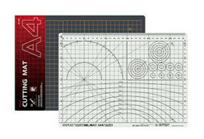 【返品種別B】□「返品種別」について詳しくはこちら□※画像はイメージです。実際の商品とは異なる場合がございます。【商品紹介】DSPIAE 二面カッターマット A4 です。■2色の両面仕様様々な場面にあわせて、表と裏で異なる色のデザインになっ...