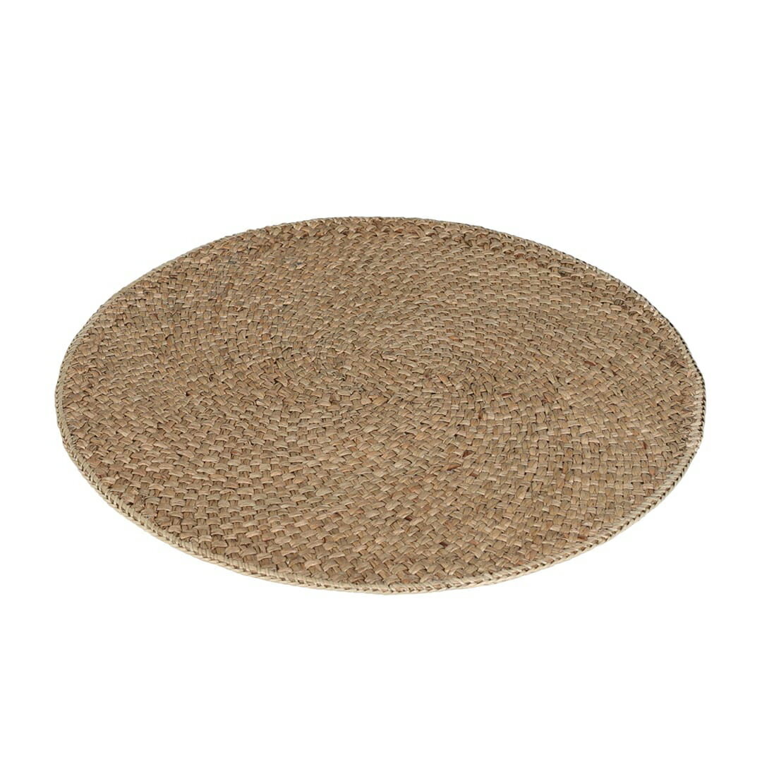 【返品種別A】□「返品種別」について詳しくはこちら□◆天然の水草"シーグラス"をひとつひとつ丁寧に編み込んだ、ハンドメイドのランチョンマット。◆ナチュラルで温かみのある質感で、食卓に優しく馴染みます。■　仕　様　■サイズ(約)：直径380m...