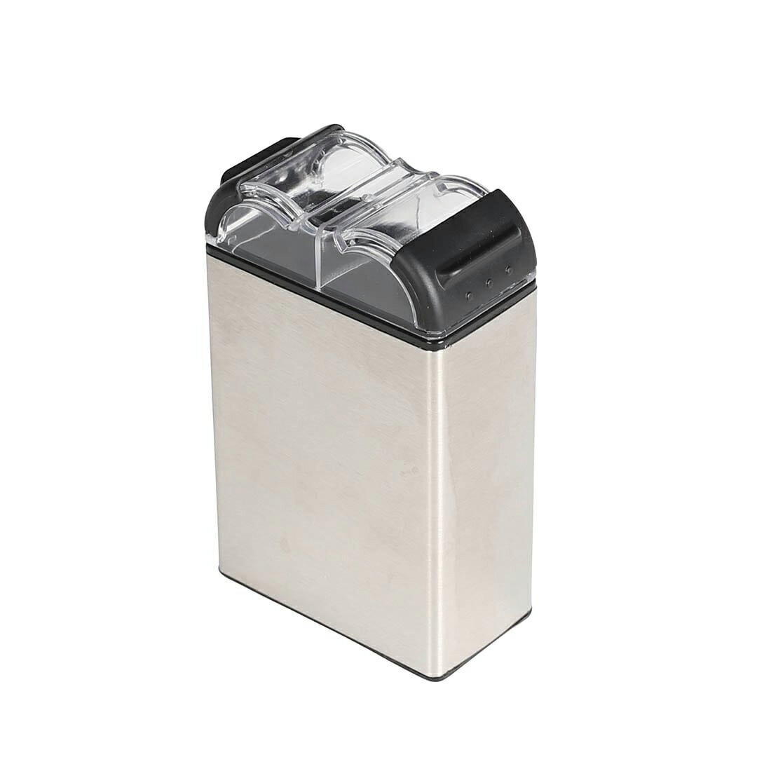 【返品種別A】□「返品種別」について詳しくはこちら□◆1つのボディで2種類の調味料を使い分けられるスパイスジャー。◆スライド式のフタは段階的に穴のサイズを選べるので、用途に合わせて量を調整できます。◆内側はプラスチック、外側はステンレス製で...