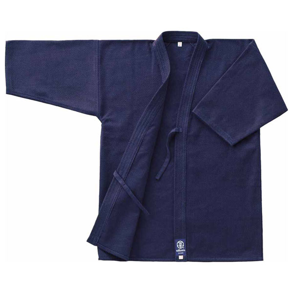 【返品種別A】□「返品種別」について詳しくはこちら□【洗濯について】※移染しやすいので他のものと分けて洗って下さい。※洗濯機では品質をいためますので、もみ洗いをお薦め致します。◆有段者・一般向けの正藍染剣道衣です◆マーク付き■　仕　様　■サ...