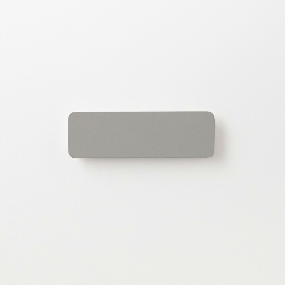 【返品種別A】□「返品種別」について詳しくはこちら□メーカー保証期間 6ヶ月※USB充電器は付属しておりません。別途お買い求めください。◆誰でも簡単に取り付けできる設置場所を選ばない充電式センサーライト石膏ボードピンで固定するため壁も傷つき...