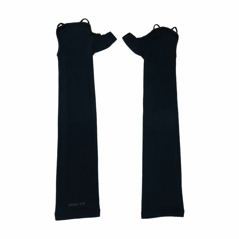 【返品種別A】□「返品種別」について詳しくはこちら□※CORDURA(R)は、強度と耐久性に優れたインビスタ社のファブリックに対する登録商標です。気温の高いシーズンに最適な接触冷感アームカバー◆優れた接触冷感性素材を採用し、水で濡らすことで...