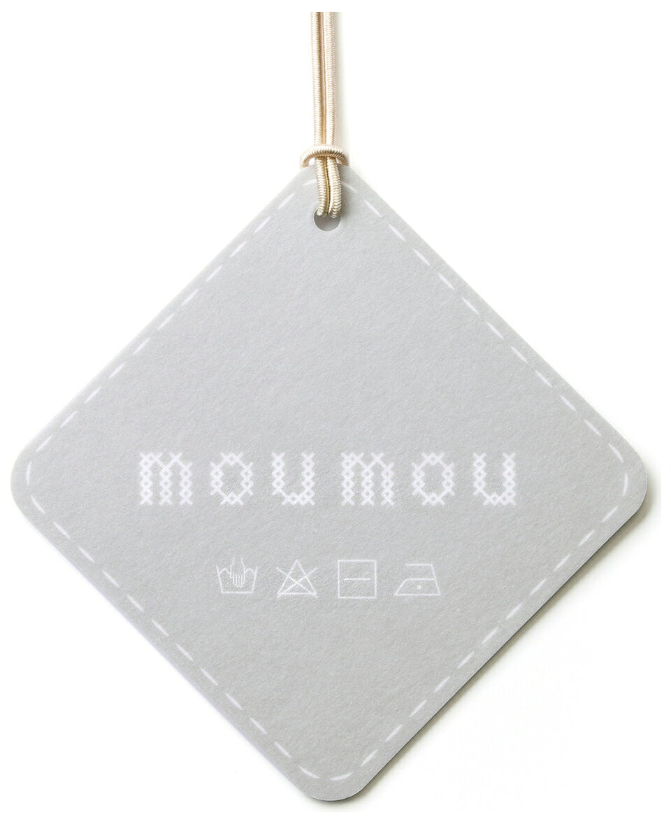 【返品種別A】□「返品種別」について詳しくはこちら□◆やわらかいファブリックの香りを広げる、「moumou」ペーパーフレグランスです。◆心地の良いファブリックに包まれた時の、安らぎの瞬間を連想させます。◆ペーパーフレグランスは、吊るすだけで...