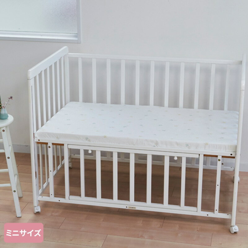 【返品種別A】□「返品種別」について詳しくはこちら□※画像は使用イメージです。こちらは敷きふとん用シーツになります。◆綿100％、柔らかな肌触りの2重ガーゼにナチュラルな小花柄をプリントしました。◆ゴム仕様で、敷きふとんの付け外しが簡単。◆...