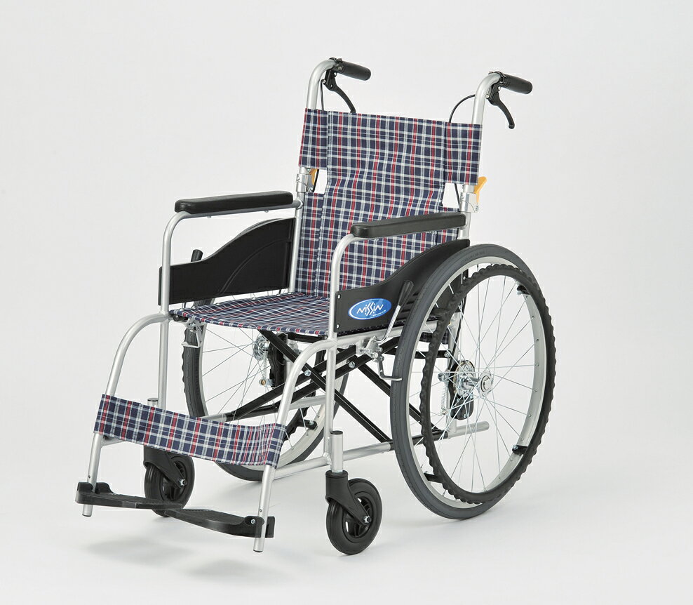 【返品種別A】□「返品種別」について詳しくはこちら□◆フットサポート・シート間距離調節式(36・38・40cm)◆背折れ操作レバーを薄い黄色に。色の識別がしやすく操作がしやすい。◆駆動輪・主輪タイヤがノーパンク式。空気の補充が不要でパンクの...