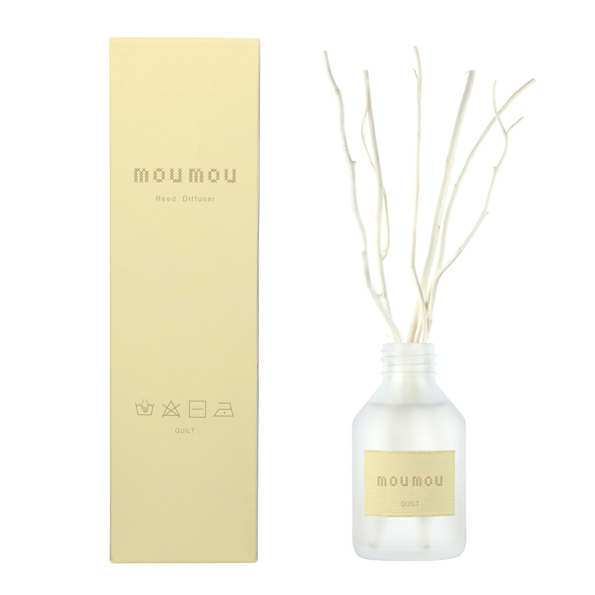 【返品種別A】□「返品種別」について詳しくはこちら□◆お部屋にやわらかいファブリックの香りを広げる、リードディフューザーです。◆暮らしに身近なファブリック素材の持つイメージを表現した香りです。◆ガラス表面はフロスト加工が施されており、上品で...