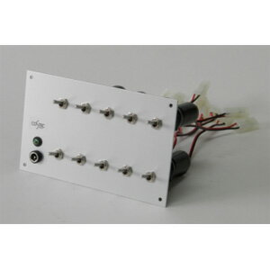 【返品種別B】□「返品種別」について詳しくはこちら□2014年08月 発売※生産の都合上、お届けに1〜2カ月かかる場合がございます。予めご了承頂きますようお願いいたします。【商品紹介】自作のコントロールボックス等に組込んで使用するパネルマウ...