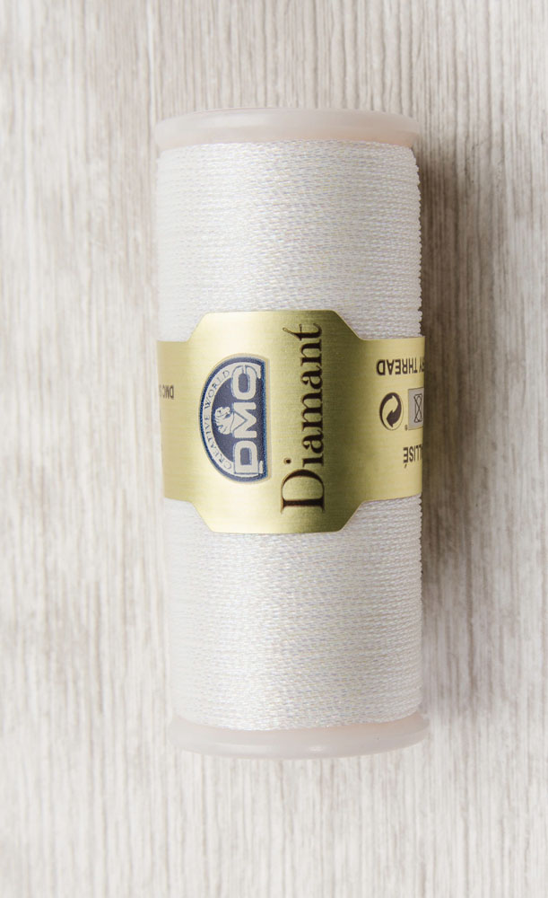 【返品種別B】□「返品種別」について詳しくはこちら□※お使いのモニター設定、お部屋の照明等により実際の商品と色味が異なる場合がございます。◆クロスステッチや刺＆#32353;にダイヤモンドのような輝きを加える、1本取りのメタリック糸。◆柔ら...