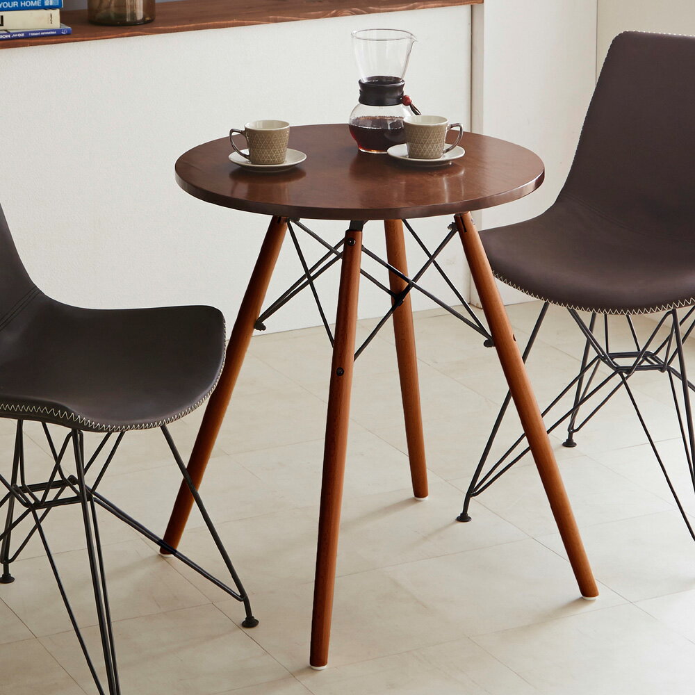 【返品種別A】□「返品種別」について詳しくはこちら□◆天板は、ウォールナット突板を採用。◆60cmの円形で自宅でカフェ気分が味わえます。※こちらの商品は室内家具となります。※商品は、2梱包での発送となります。※お客様にて組立、組立時間の目安...