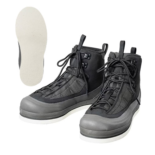 【返品種別A】□「返品種別」について詳しくはこちら□川で高いグリップ力を発揮する羊毛フェルトを採用したウェーディングシューズ。◆履いたサイズ感はクロロプレンソックス3mmを履いた状態に合わせています。◆岩場での安定感を出すためソールの底面を...