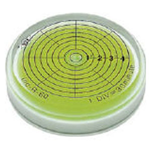 【返品種別B】□「返品種別」について詳しくはこちら□◆角度計付の丸型水平器です。◆アクリル削り出し加工により精度が優れています。◆水平測定・傾き測定に。■　仕　様　■本体:アクリル樹脂（PMMA）直径（mm）：37高さ（mm）：12傾斜測定...