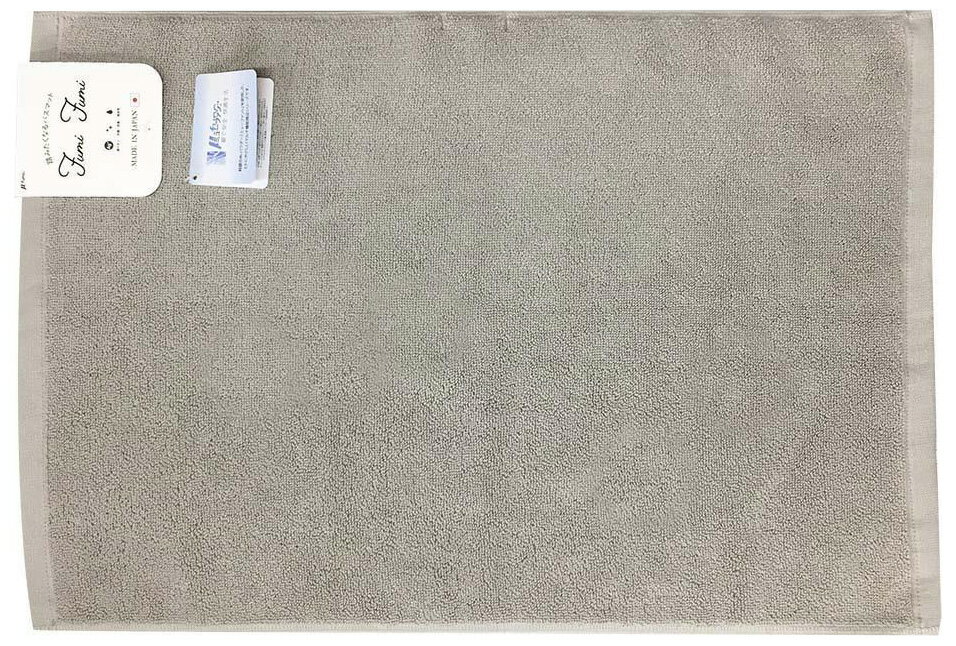 【返品種別A】□「返品種別」について詳しくはこちら□※こちらの販売ページはバスマット、グレーとなります◆抗菌・防臭効果に優れたバスマット純銀の糸ミューファン(R)を織り込んだバスマット。銀イオンの力で繊維上の細菌の増殖を抑制。人体には安全な...