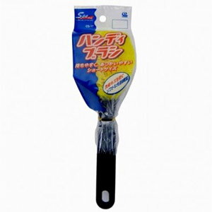 【返品種別A】□「返品種別」について詳しくはこちら□◆持ちやすくあつかいやすいハンディタイプの洗車ブラシです！　◆タイヤ・ホイルが洗いやすいショートタイプ。◆キズをつけにくいソフトな先割れ繊維を使用しています。■　仕　様　■材質：柄：ポリプ...