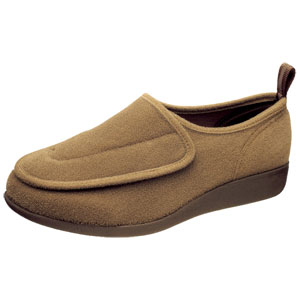 【返品種別A】□「返品種別」について詳しくはこちら□※サイズはJIS規格に基づいて製造しておりますので「自動サイズ測定」を目安としてご使用ください。◆面ファスナーが大きく開き、脱ぎ履きがしやすい男性向けシューズ◆理想的な体重移動をサポートす...