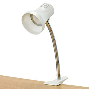 【返品種別A】□「返品種別」について詳しくはこちら□◆クリップ式なので店舗の補助照明や机周りなどにパチッと挟んで使用できます。◆熱を持たず照射物にやさしい明かりですので、お部屋や寝室はもちろん店舗などのディスプレイライトとしても最適です。◆...