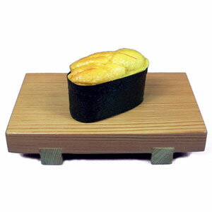 【返品種別B】□「返品種別」について詳しくはこちら□2019年06月 発売※画像はイメージです。実際の商品とは異なる場合がございます。盛り台は製品に含まれません。【商品紹介】津川洋行のNゲージ車両完成品、すし電 うに軍艦（動力付）です。ネタ...