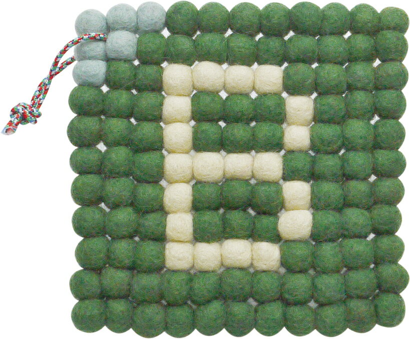 【返品種別A】□「返品種別」について詳しくはこちら□◆ウールとフェエルトボールを繋げたコースター＆トリベット。しっかりと厚みがあり、暑いポットやお鍋もしっかり受け止めます。■　仕　様　■サイズ(約)：約16.5×16.5cm　素材：ウール1...