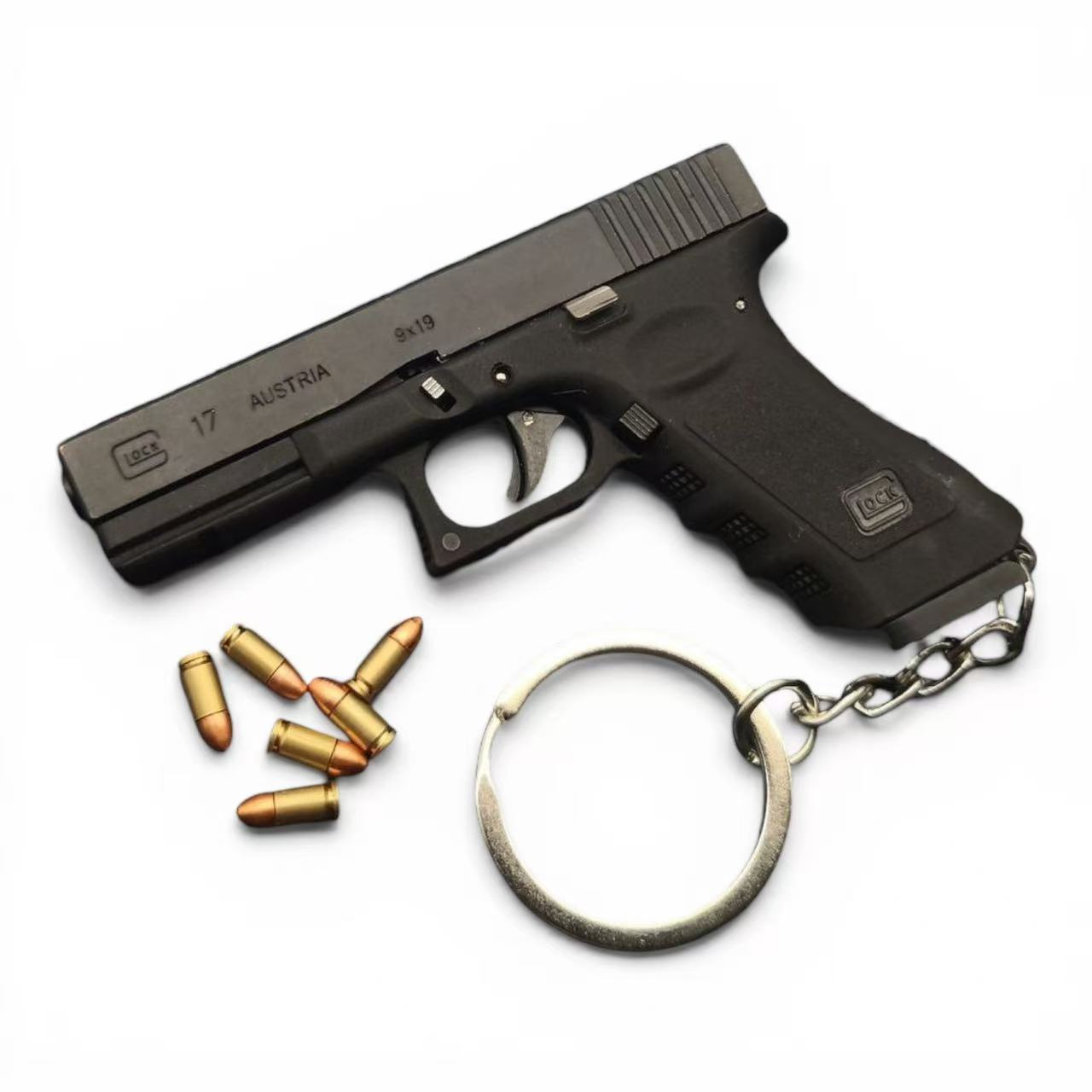 商品情報サイズ/mm75その他商品説明銃口封鎖されており、射撃機能も付いておりません。 法には触れない模型です。注意モニター発色の具合により色合いが異なる場合がございます。1/3スケール G17 ミニチュア キーホルダー キーリング モデル...