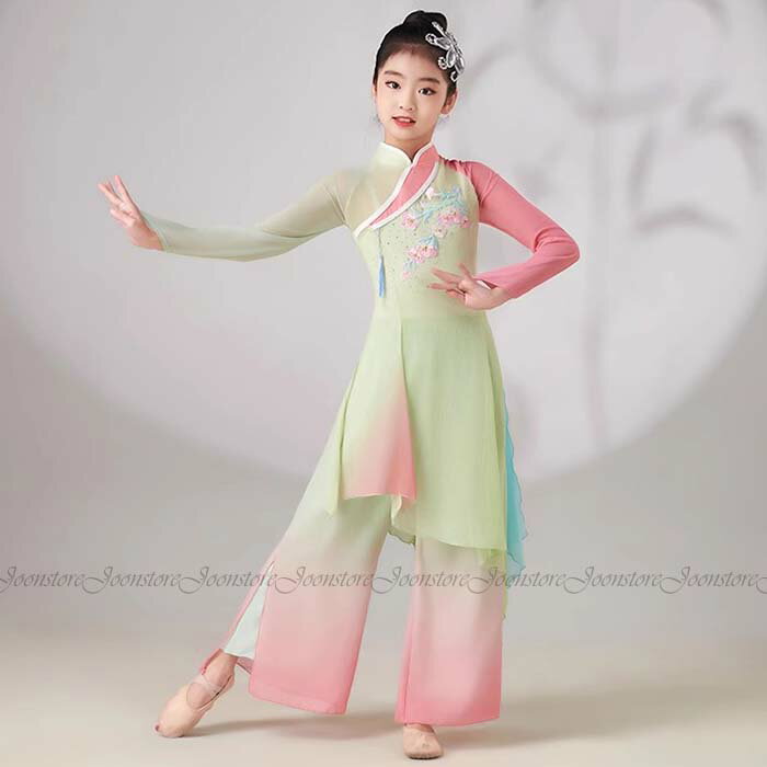 商品 中華古典ダンス衣装 内容 ブラウス＋パンツ 素材 ポリエステル サイズ 120 身長115-125cm　正常体重 130 身長125-135cm　正常体重 140 身長135-145cm　正常体重 150 身長145-155cm　正常...