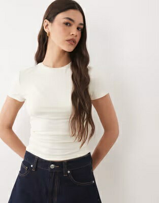 ブランド名Miss Selfridge性別Women(レディース)商品名Miss Selfridge sculpted short sleeve tee in ivoryカラーIVORY